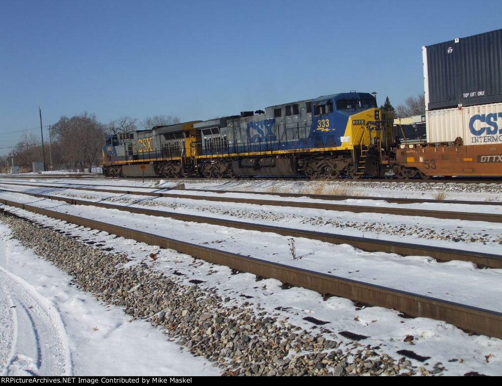 CSX 663